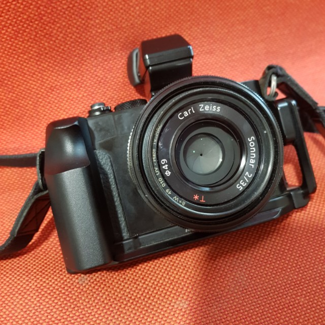 Sony RX1 + EVF + Grip + accessories, Mobile Phones & Gadgets, Mobile ...
