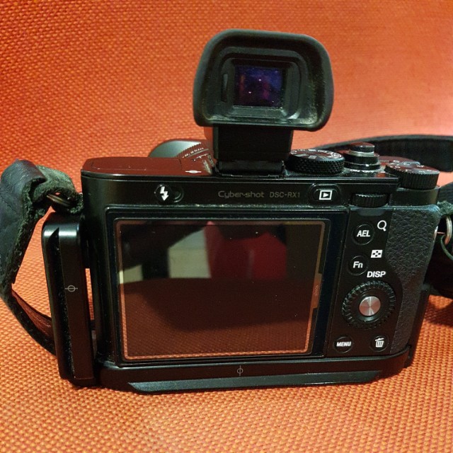 Sony RX1 + EVF + Grip + accessories, Mobile Phones & Gadgets, Mobile ...