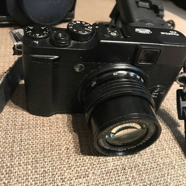 Fujifilm x10, Photography, Cameras on Carousell