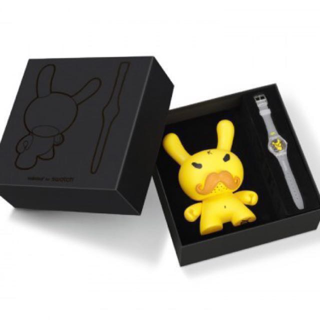 Swatch x Kidrobot x Frank Kozik Tennis Pro GZS49, 名牌, 手錶 - Carousell