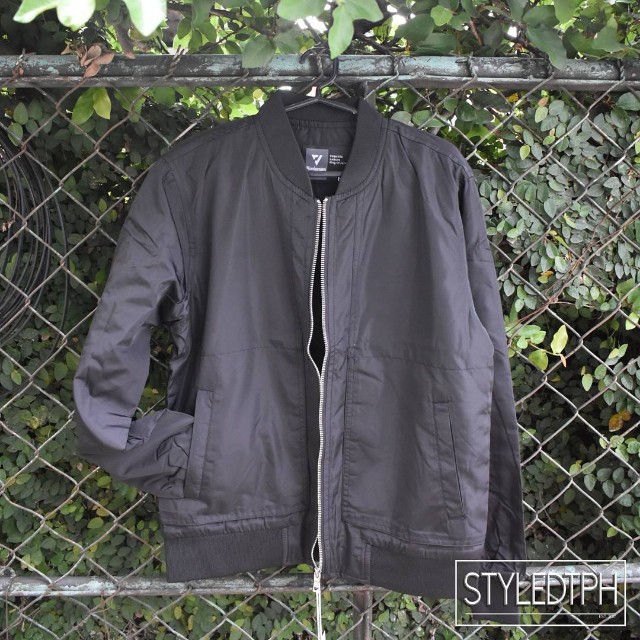 HANKESEN BOMBER JACKET, Women's Fashion, Coats, Jackets and Outerwear ...