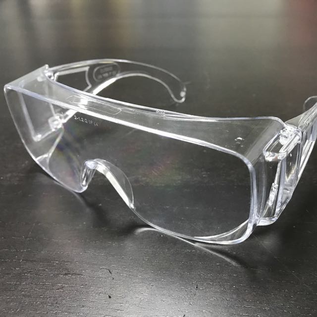 Laboratory safety goggles, Men's Fashion, Watches & Accessories ...