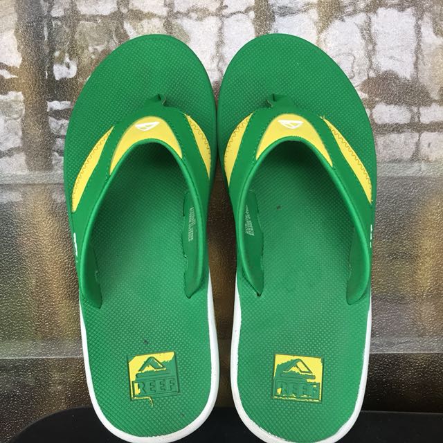 Reef brasil, Men's Fashion, Footwear, Flipflops and Slides on Carousell