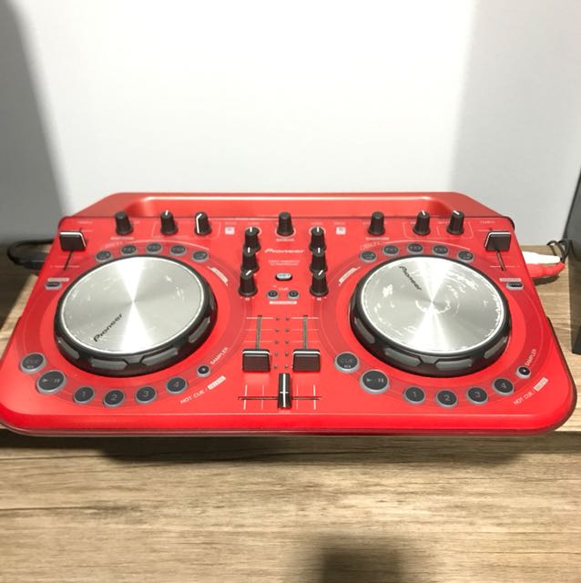 Pioneer DDJ-WeGo2 Dj Controller, Hobbies & Toys, Music & Media, Musical ...