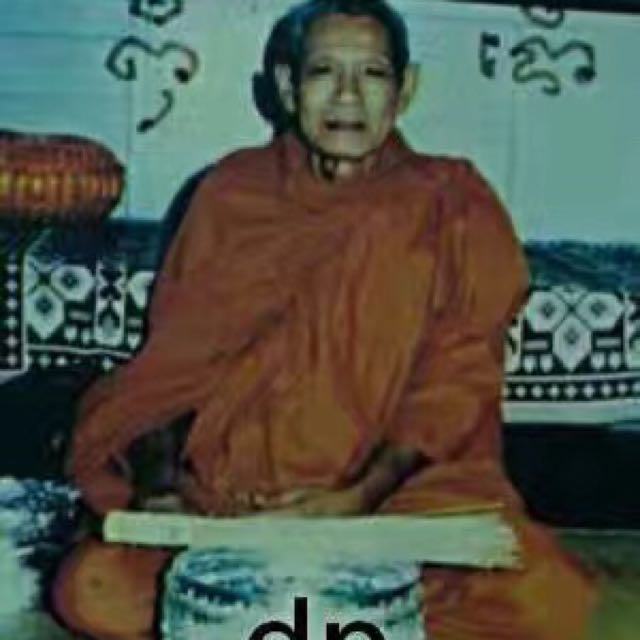 !($58)! Thai Amulet - Rare Black Wood Palakhit - Lp Yid - Thai Amulets ...