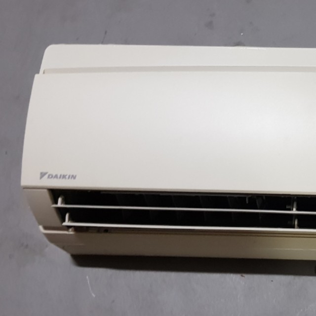 Daikin Aircon FTKS250VM, TV & Home Appliances, Air Conditioners ...