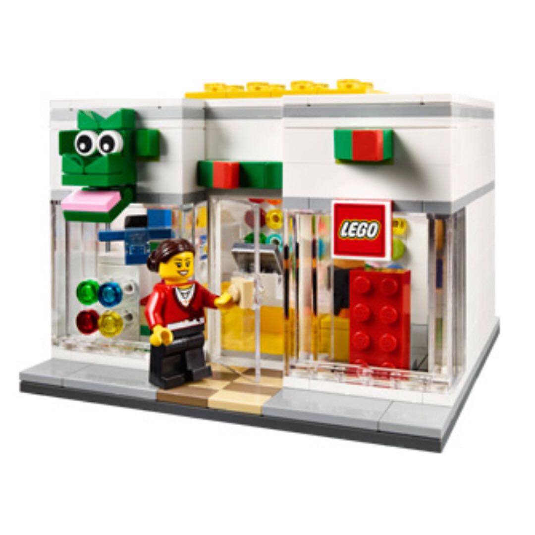 Lego Store Exclusive (40145), Hobbies & Toys, Toys & Games on Carousell