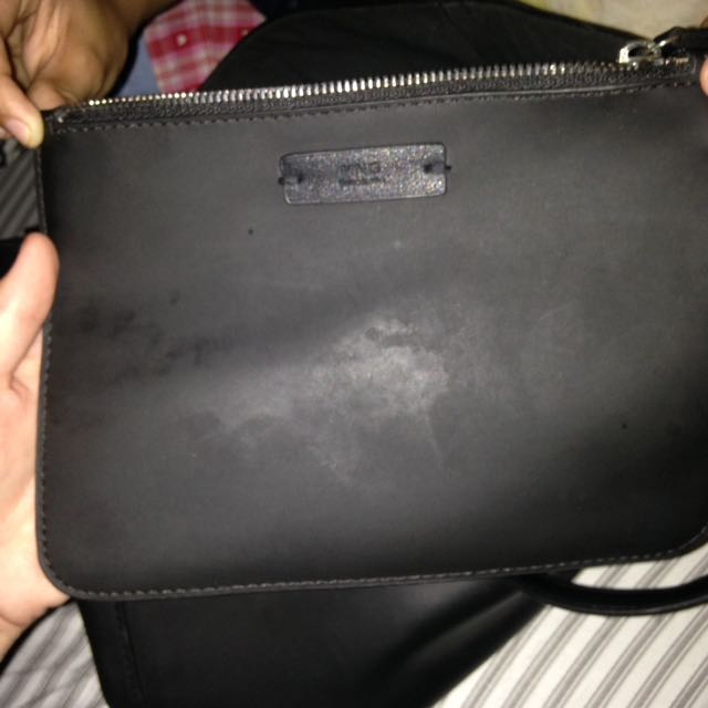 MNG, Women's Fashion, Bags & Wallets, Purses & Pouches on Carousell