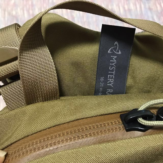 Mystery Ranch Crest in coyote, M-size, Sports Equipment, Sports & Games ...