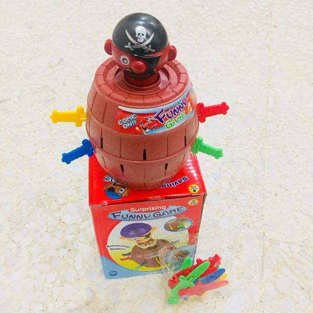 Pirate Game / Pirate Barrel / Pirate Roulette / Runningman Barrel Man ...