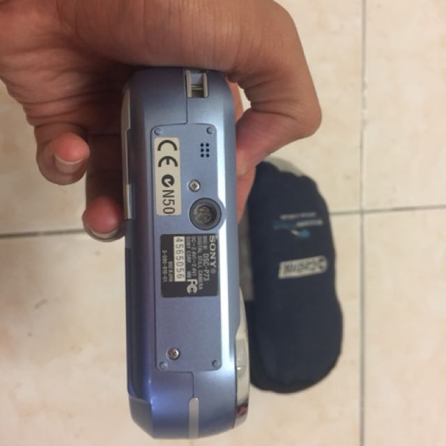 Sony Cyber-shot FOR SALE !!, Photography, Cameras on Carousell