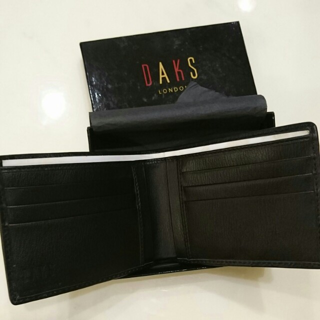 Clearance// *New* DAKS check wallet, Men's Fashion, Watches ...