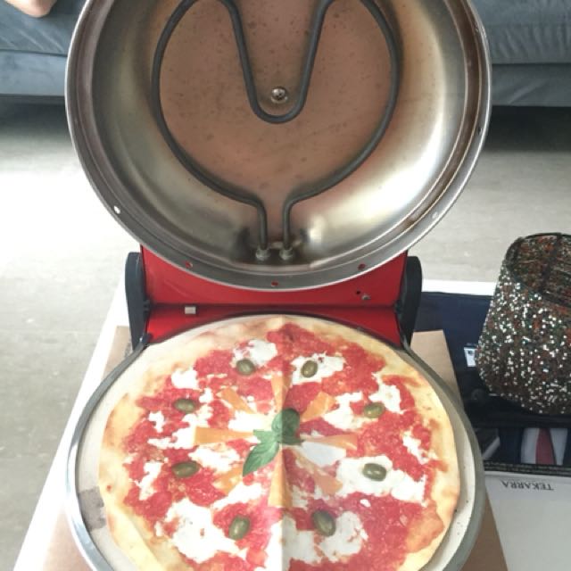 Portable and Compact Pizza oven - G3 Ferrari, Pizza Express, TV & Home ...