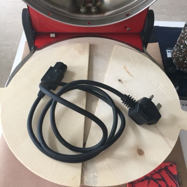 Portable and Compact Pizza oven - G3 Ferrari, Pizza Express, TV & Home ...