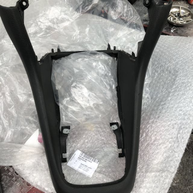 VW Golf MK6 Interior Center Console Cover, Car Accessories on Carousell