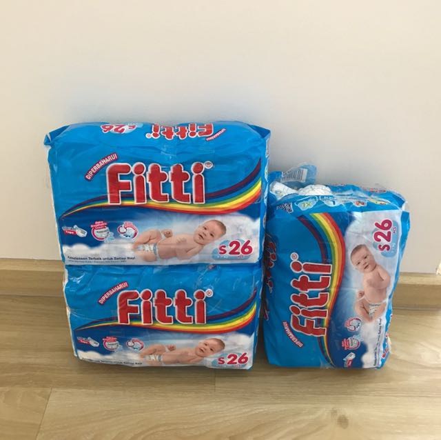 Fitti diapers s26 x 2, Babies & Kids, Bathing & Changing, Diapers ...