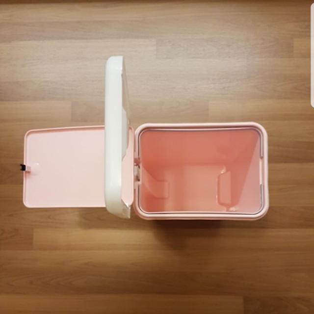 Hello Kitty Bin, Furniture & Home Living, Cleaning & Homecare Supplies ...