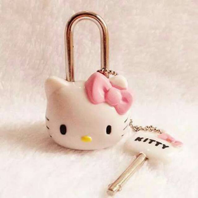 Hello kitty mini pad lock on Carousell