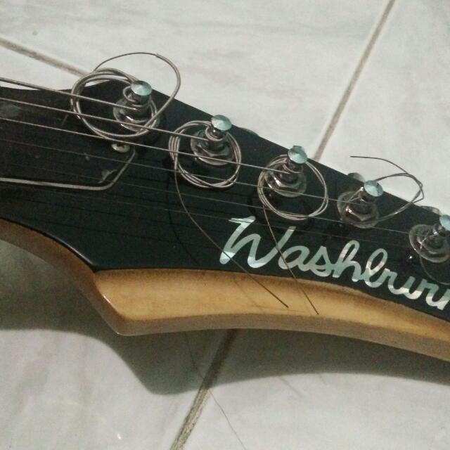 Washburn RX10 Electric Guitar, Hobbies & Toys, Music & Media, CDs ...