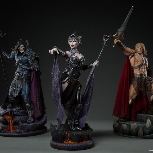 Sideshow He-man, Skeletor & Evil Lyn, Toys & Games, Bricks & Figurines ...