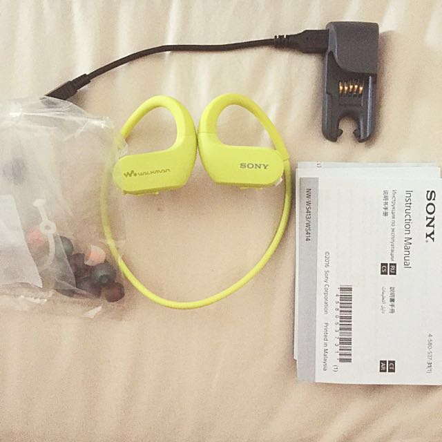 Sony Walkman NW-WS413 (Waterproof MP3), Audio, Portable Music Players ...