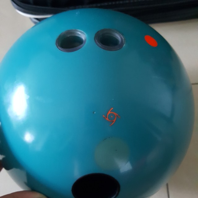 Bowling Storm Urethane Sword Perfect, Sports Equipment, Sports & Games ...