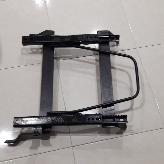 Sscus seat rails for Subaru, Car Accessories on Carousell