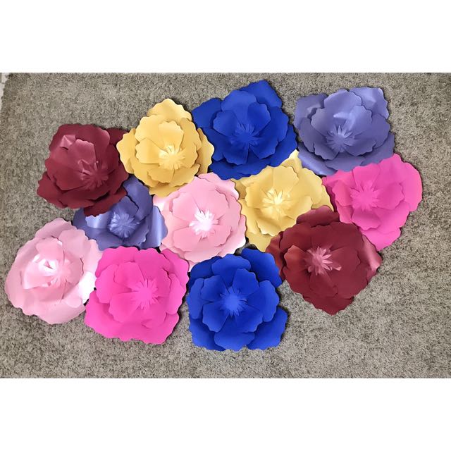 Big 15 inch paper flowers, Hobbies & Toys, Stationery & Craft ...