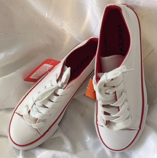 Authentic Venceway Brand New, Women's Fashion, Footwear, Slippers and ...