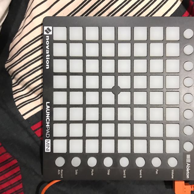 Launchpad mini, Hobbies & Toys, Music & Media, Musical Instruments on ...