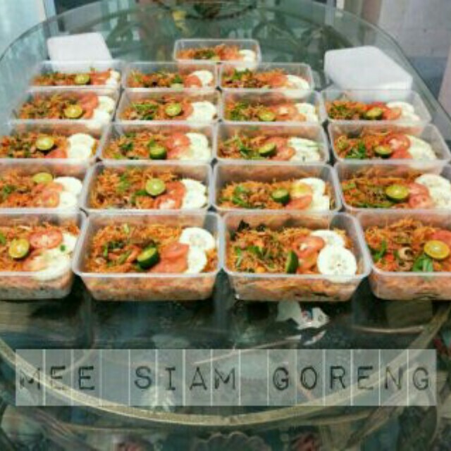 Made to Order: Mee Siam Goreng Bento, Food & Drinks, Baked Goods on ...