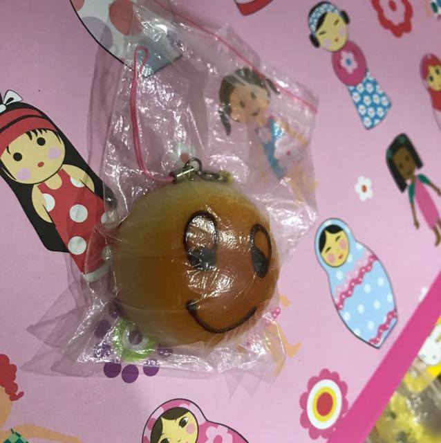Smiley bun squishy, Hobbies & Toys, Toys & Games on Carousell