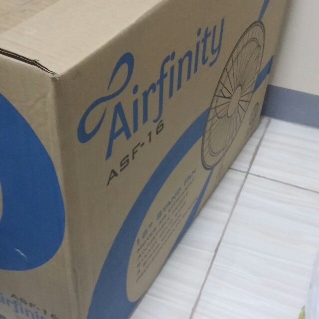 AirFinity Electric Fan with 5 yrs motor Warranty, TV & Home Appliances ...