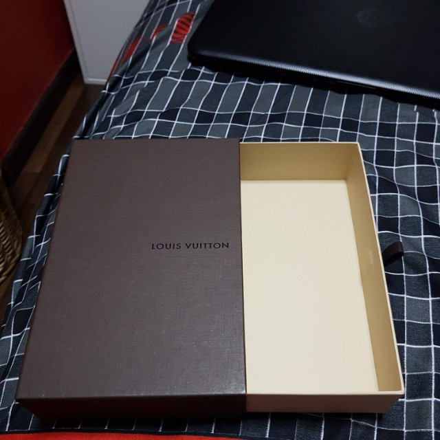 Louis Vuitton wallet box, Luxury, Accessories on Carousell
