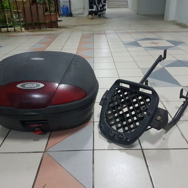 Motorcycle Givi Box, Givi monorack 3 and Givi baseplate., Motorcycles ...