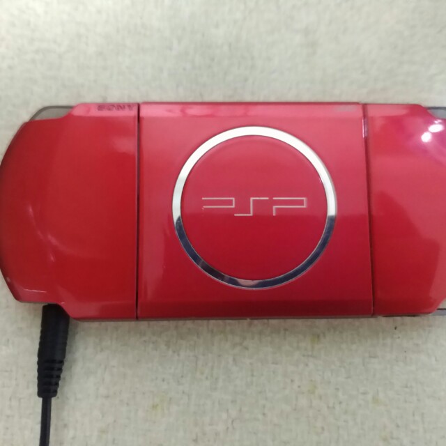 PSP (RED), Video Gaming, Video Game Consoles, PlayStation on Carousell