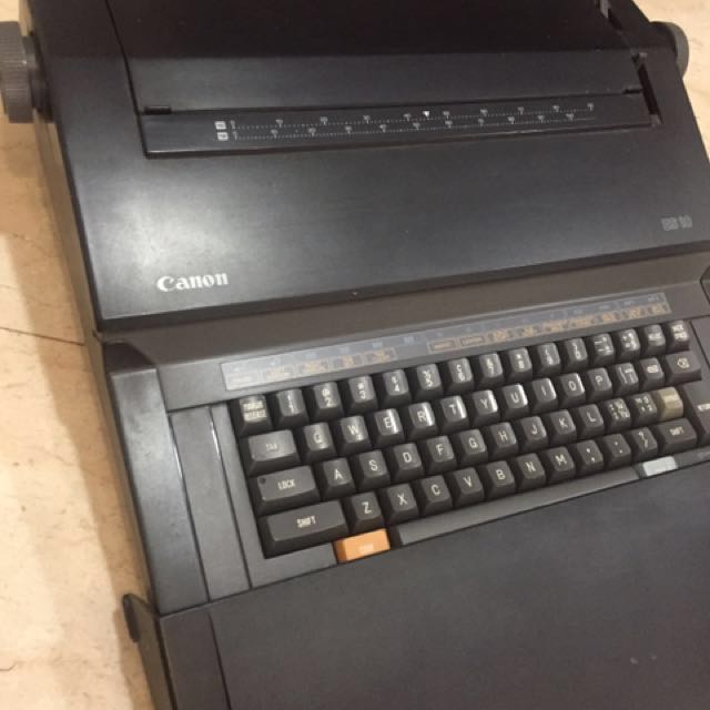 Vintage Canon ES10 typewriter, Hobbies & Toys, Memorabilia ...