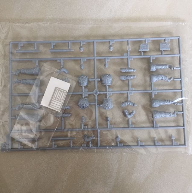 1/35 Grille Ausf H Sd.Kfz 138/1 w/ SP Gun Crew Dragon and Show ...