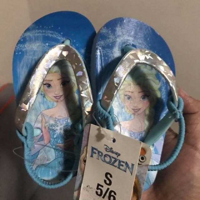 Frozen Sandals, Babies & Kids, Babies & Kids Fashion on Carousell