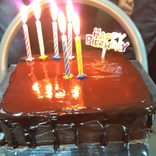 HALAL TRIPLE CHOCO DRIP DELIGHT, Food & Drinks, Packaged & Instant Food ...