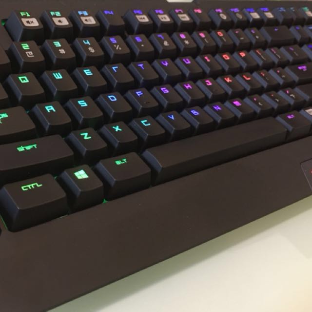 Razer Blackwidow Chroma V1, Computers & Tech, Parts & Accessories ...