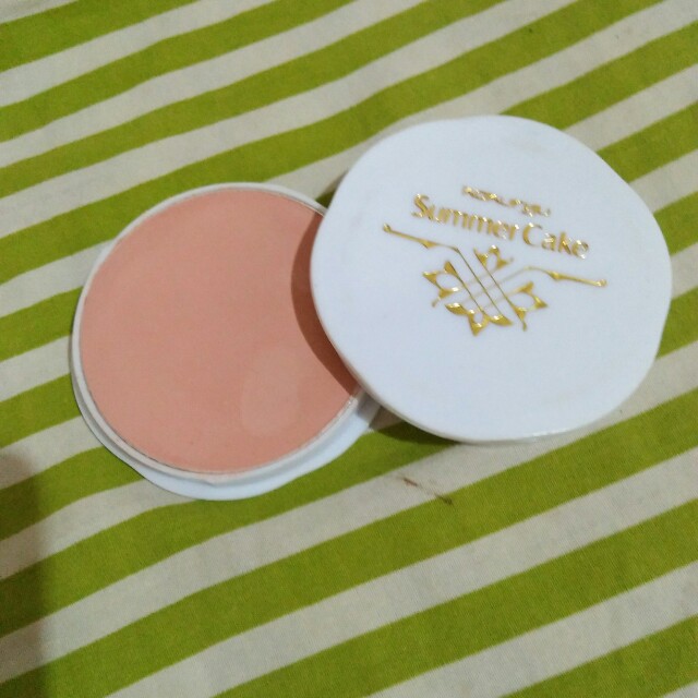 Kokuryo Cake Foundation, Beauty & Personal Care, Face, Makeup on Carousell