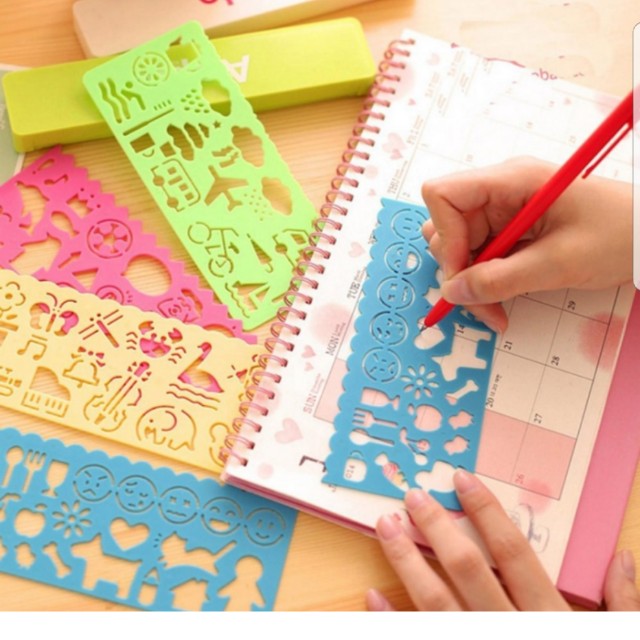 Student Kids 4pcs Stencil Ruler Plastic Graphics Symbols Drawing ...