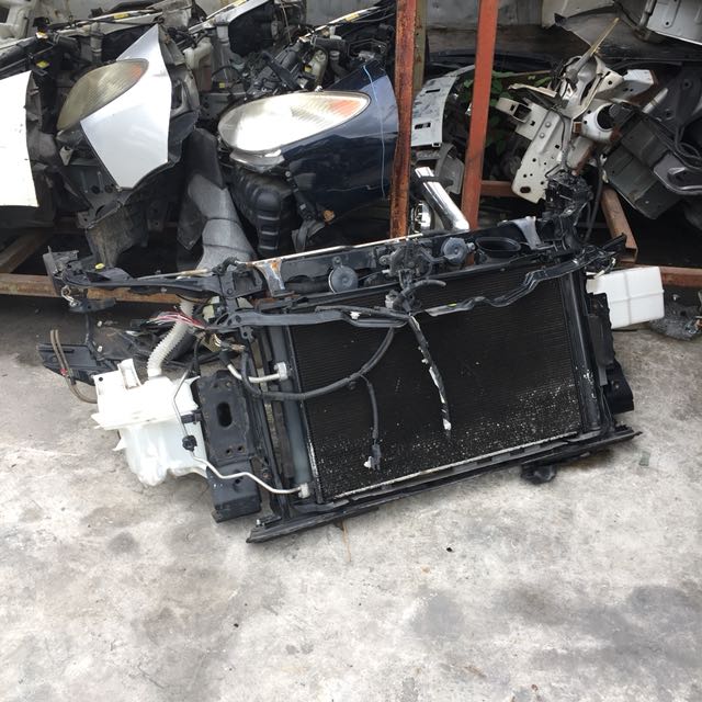 Used Japan Toyota Estima ACR50 Radiator, Auto Accessories on Carousell