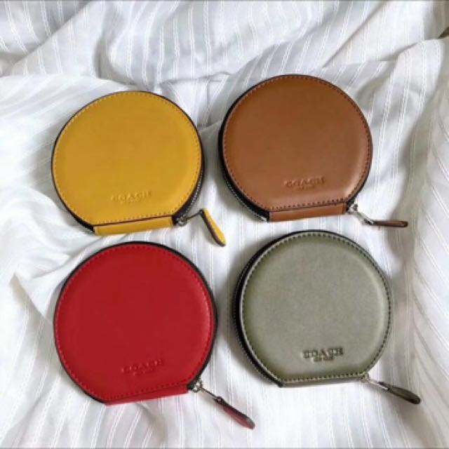 Authentic Coach small coin porch purse wallet, Women's Fashion, Bags ...