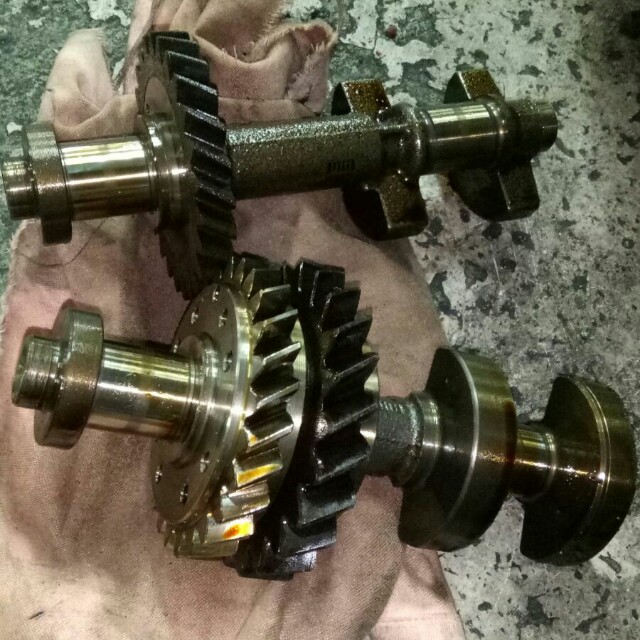 Balance Shaft - pair for Estima ACR50, Car Accessories on Carousell