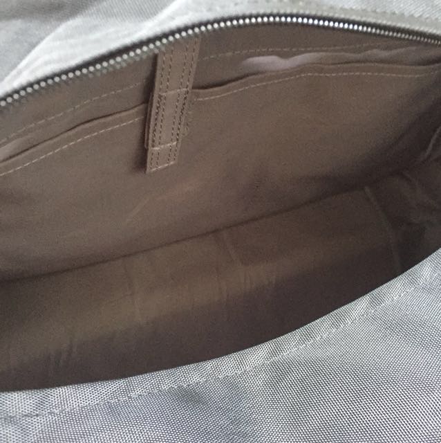 Brand new Muji Duffle Bag , Women's Fashion, Bags & Wallets, Tote Bags ...