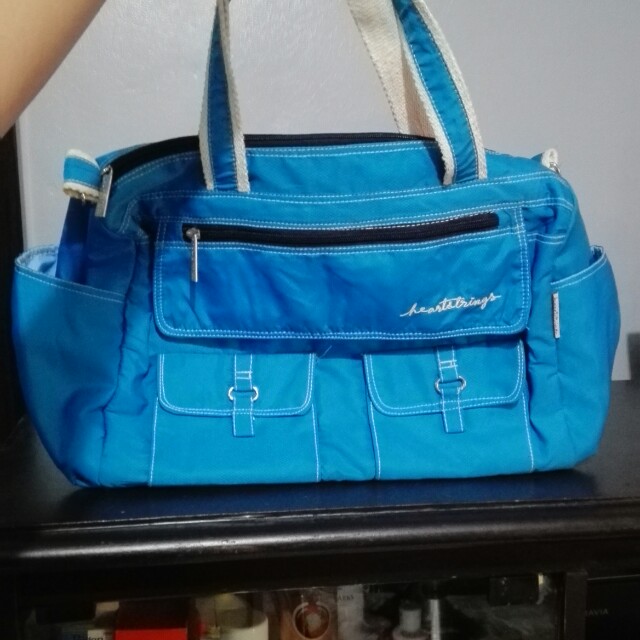 Heartstrings Duffle Bag, Women's Fashion, Bags & Wallets, Cross-body ...