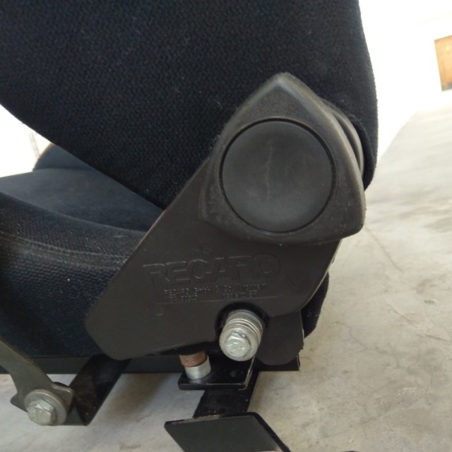 Recaro SR3 with driver side Miki Rails for Subaru impreza wrx sti ts GD ...