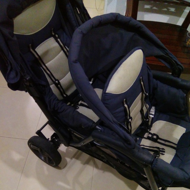 Hoco Austria duo Stroller, Babies & Kids, Going Out, Strollers on Carousell